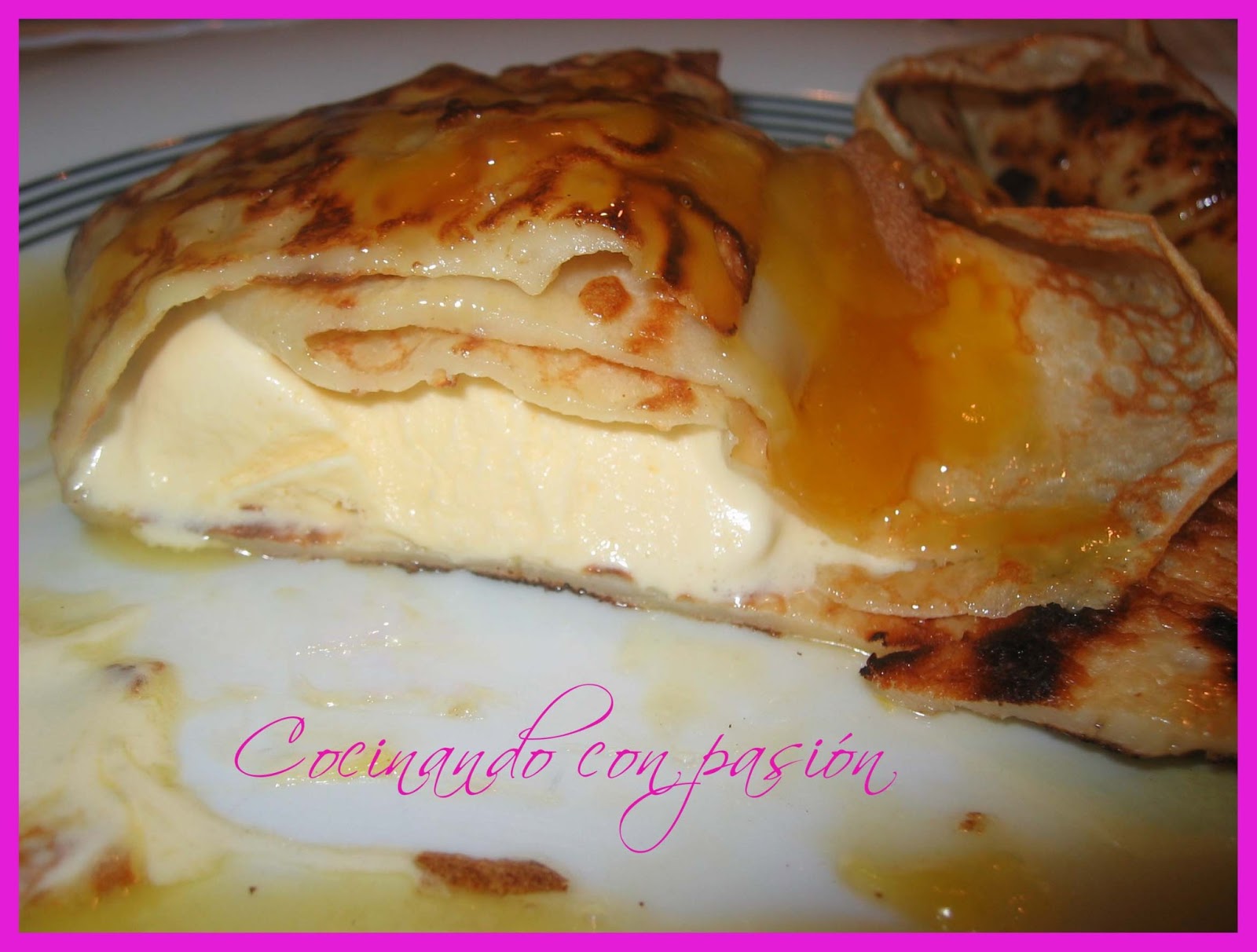 Crepes Suzette con helado de vainilla