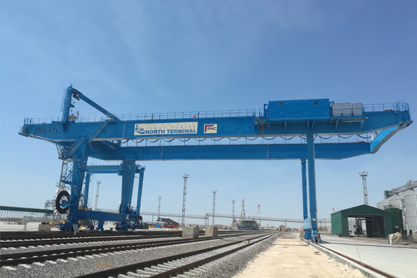 Weihua Cranes: Rail Mounted Container Gantry Crane