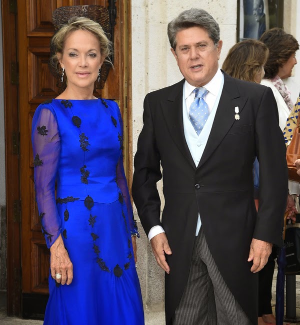 Red carpet wedding: Katie Leclerc and Brian Habecost - Red Carpet Wedding