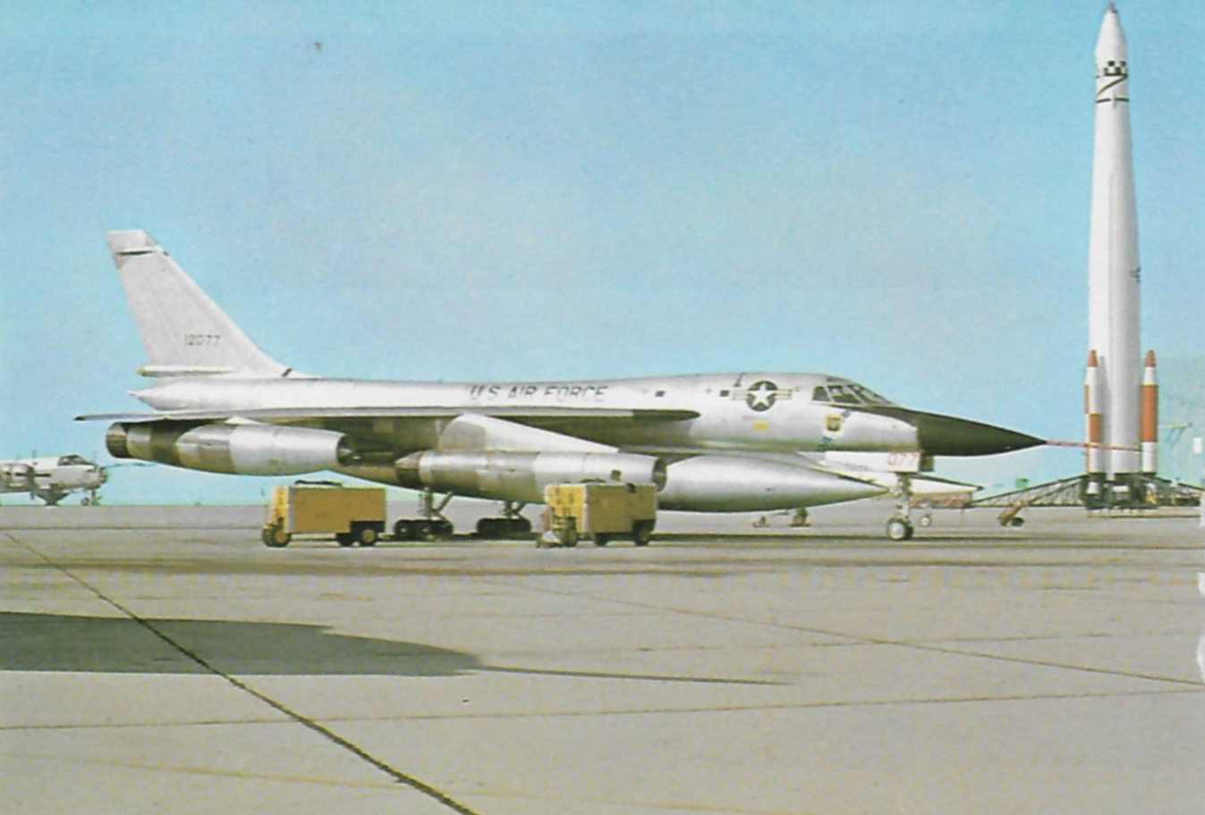 Le Convair B-58 "Hustler".