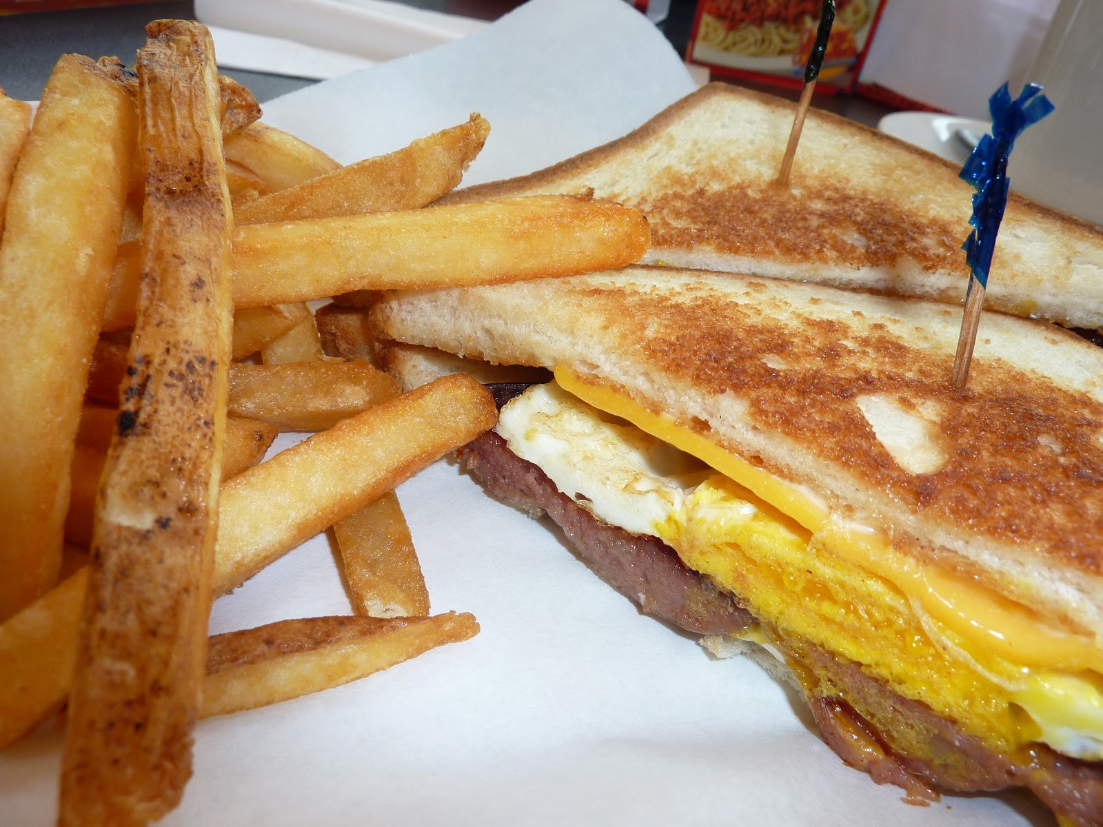 Welcome to Casa de Arancon!: An early Sunday Johnny Rockets Breakfast