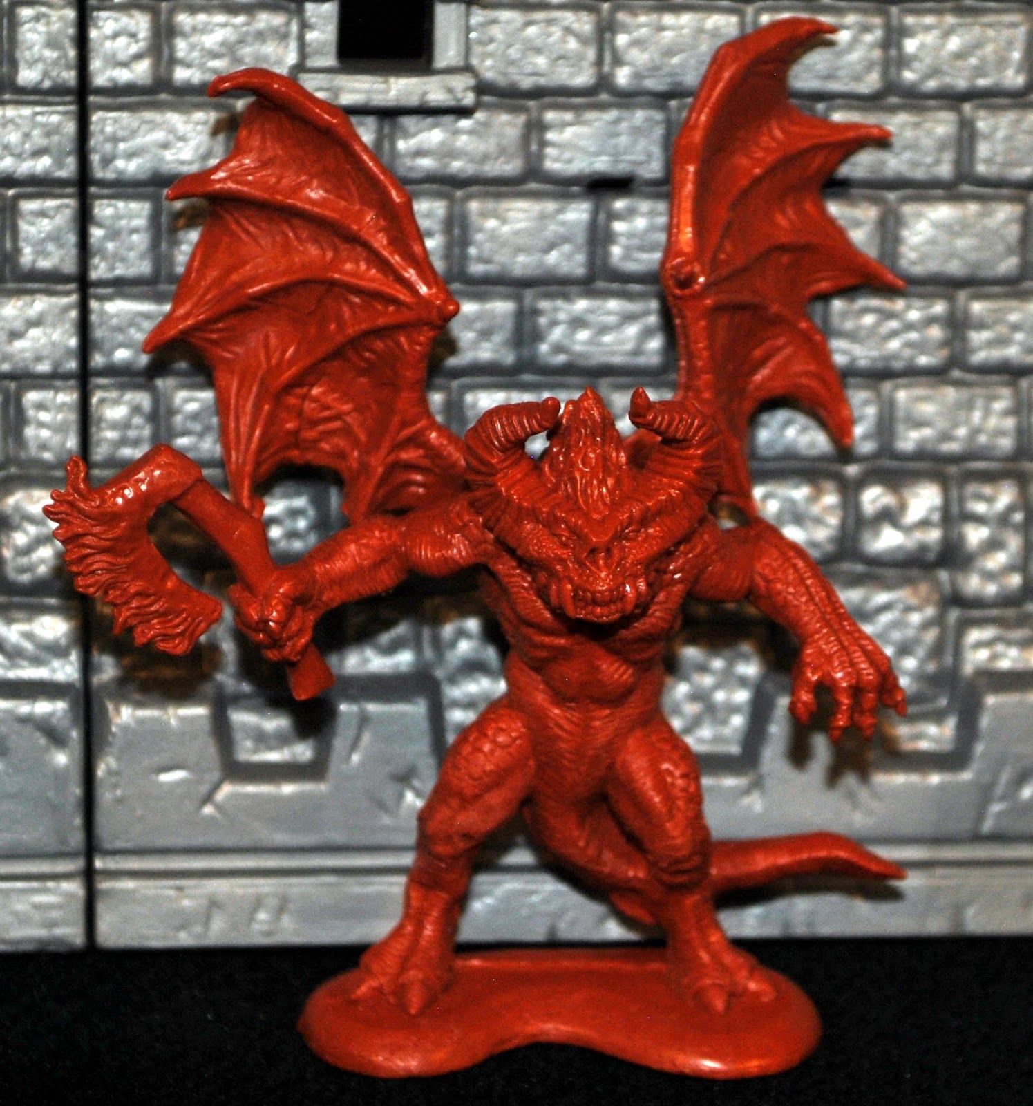 Fantasy Toy Soldiers: DARK ALLIANCE: War Trolls & Fire Demons.