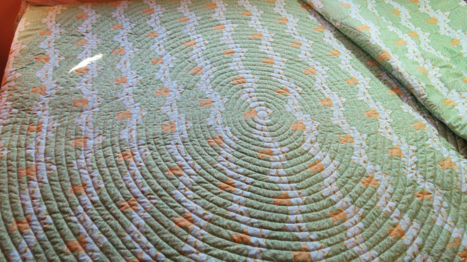 Eye Candy Quilts: Spiral quilting