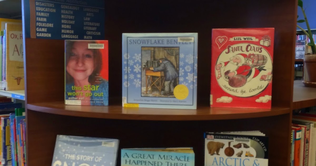 Literary Hoots: Library Display: Reading Makes You Bright