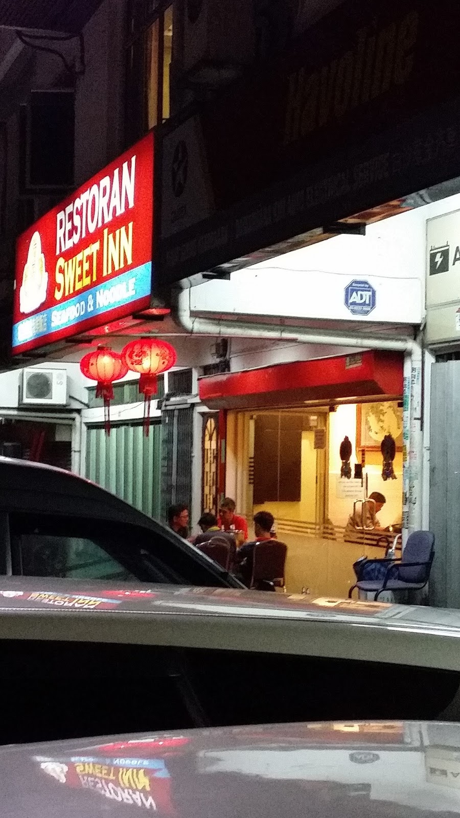 Restoran Sweet Inn @ Damansara Kim, PJ | Food 2 Buzz