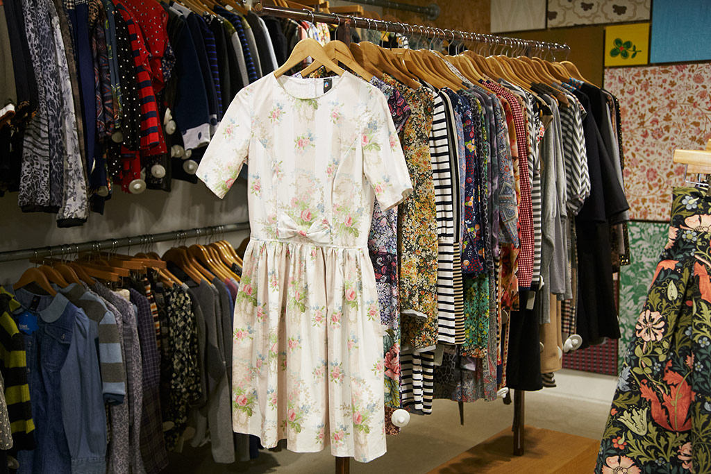 'So, Zo...': TRAIDremade: The Lifecycle of a Curtain