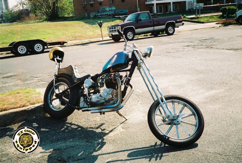 oliVeR's VinTage cyCle coRner: triumph chopper!