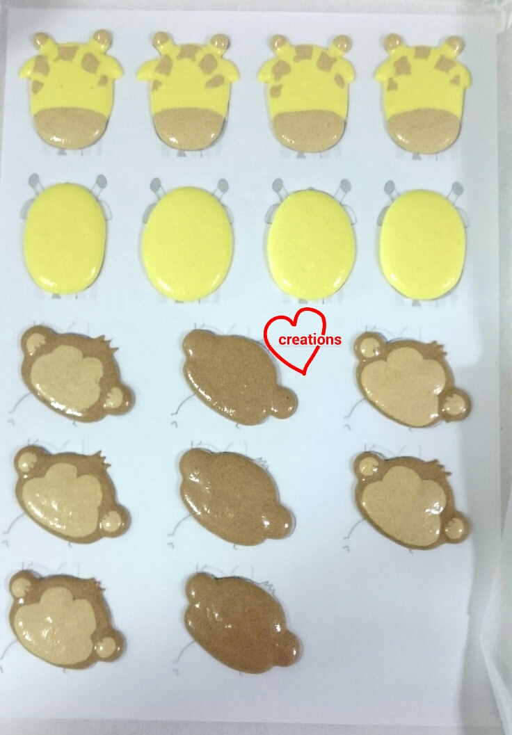 Loving Creations for You: Safari Animals Assorted Macarons