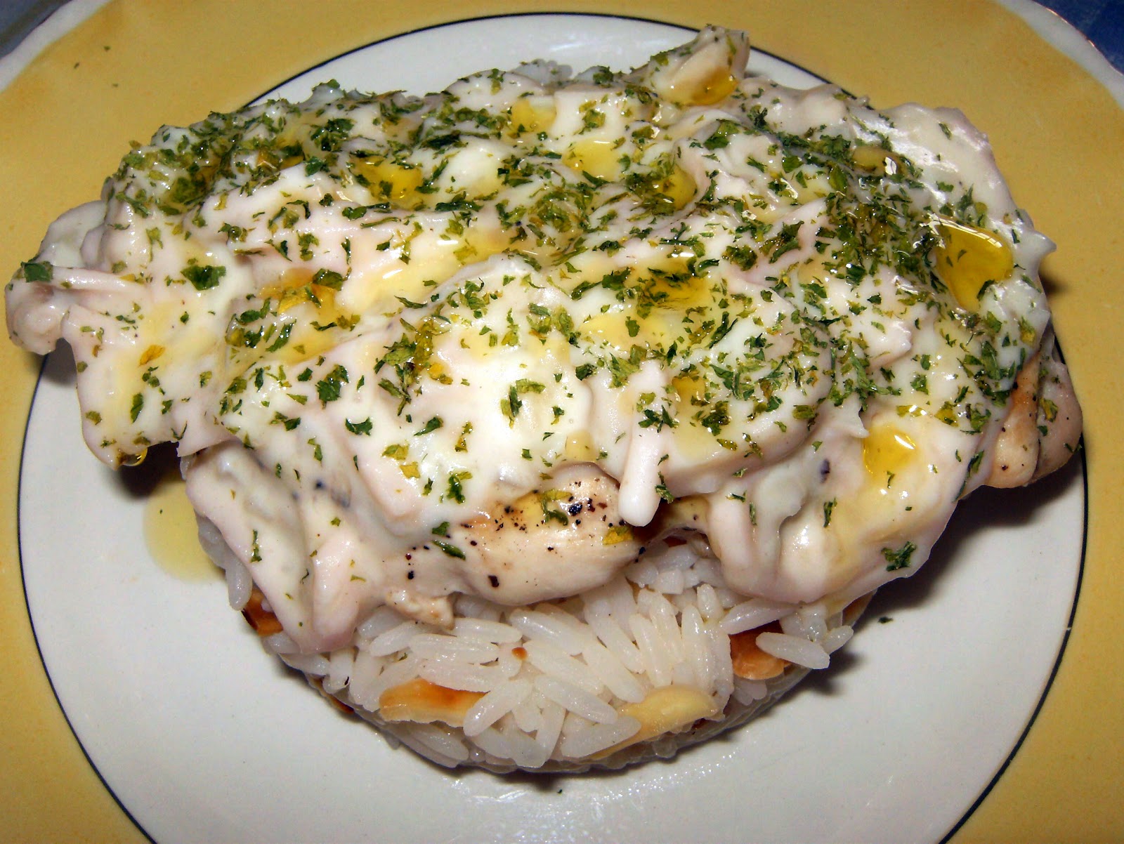 Brincar de Cozinhado: Filé de frango grelhado ao molho parisiense