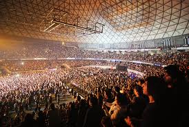 Chile-Hoy: Chilenos negocian construcción de una arena para conciertos ...