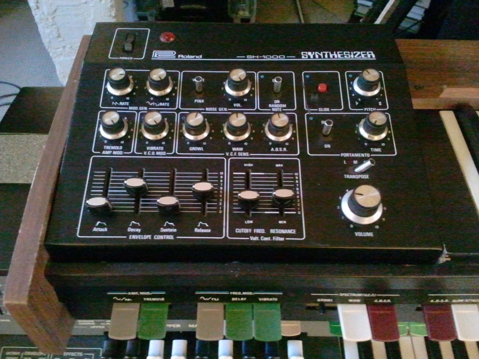 MATRIXSYNTH: Roland SH-1000 synthesizer with CV/Gate