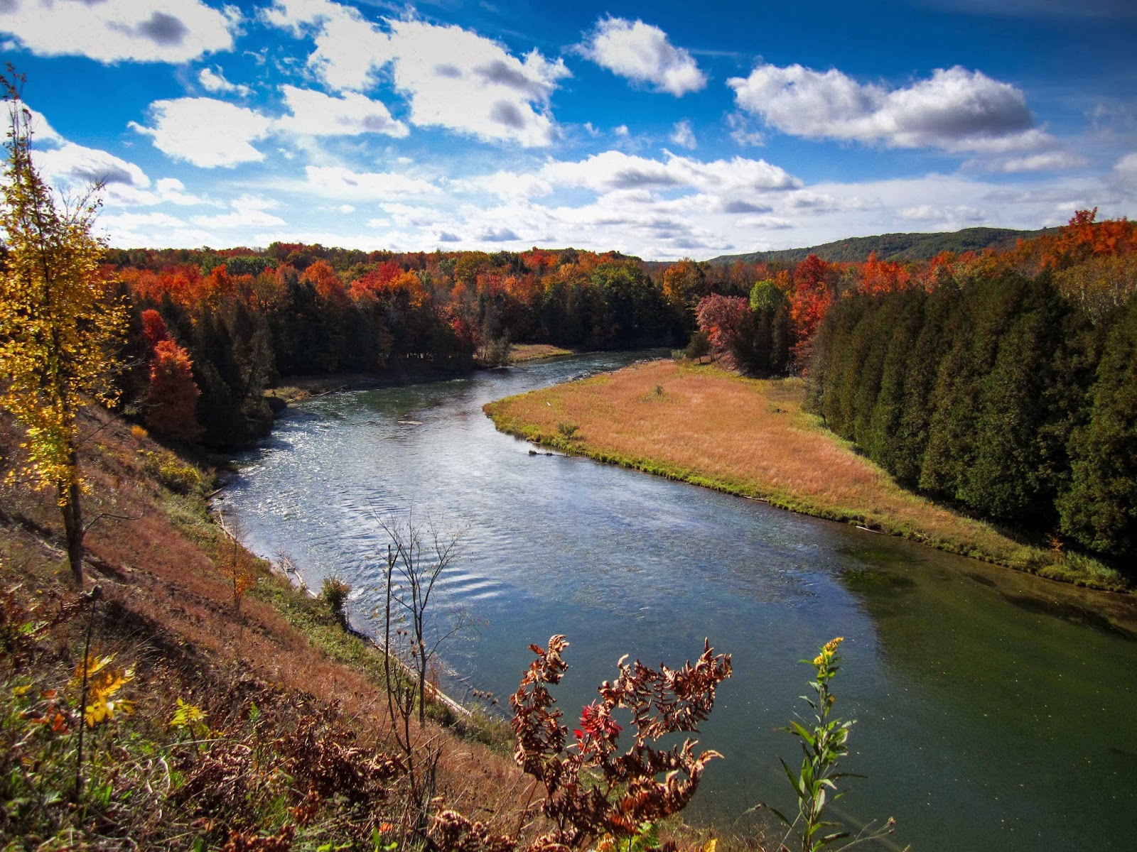 Eric's Hikes: Manistee River Trail/NCT loop: October 5-6, 2012