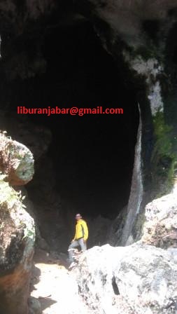 Menjelajahi Situs Manusia Pertama Sunda di Gua Pawon ~ tour