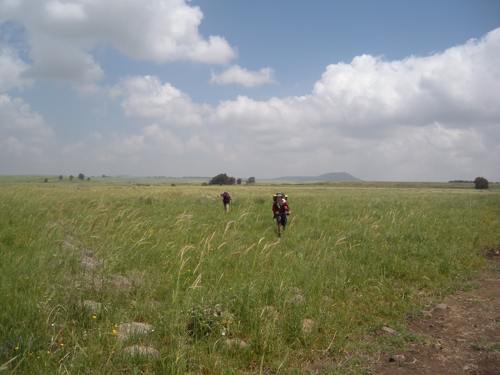 מְנוּחָה: On The Golan Trail and Thru-Hiking