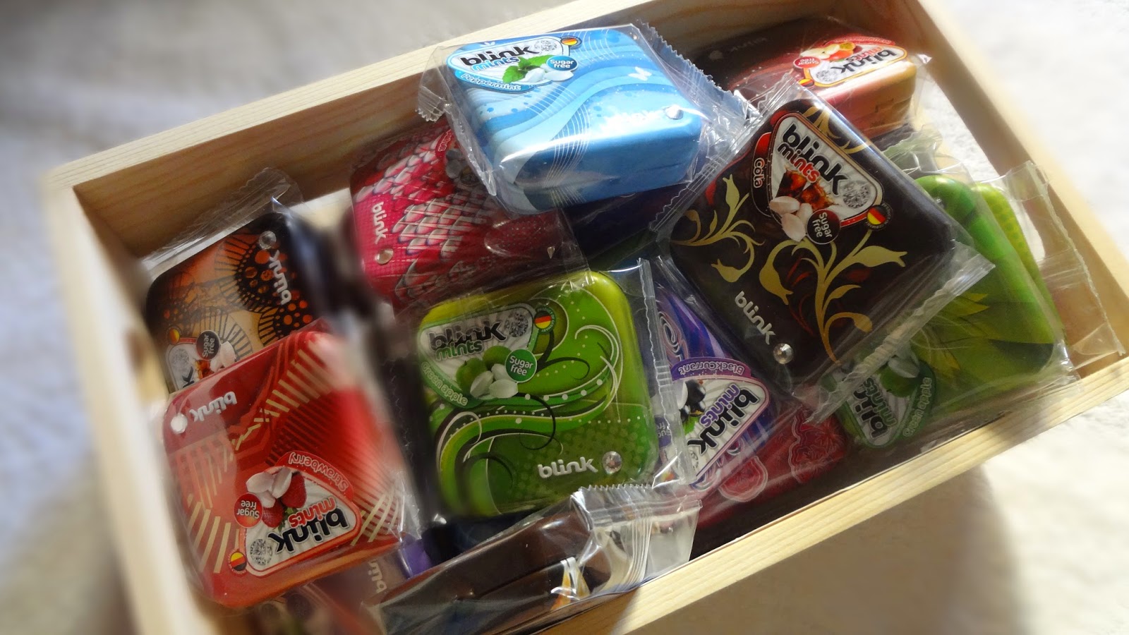 Bee: 【♥ blink mints 可愛bling bling 鐵盒薄荷糖 ♥】西柚味登場