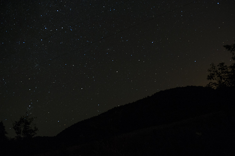 Moon Rain Centre: Stars above Moon Rain Centre