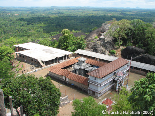 Hill Temples: Sri Karinjeshwara temple