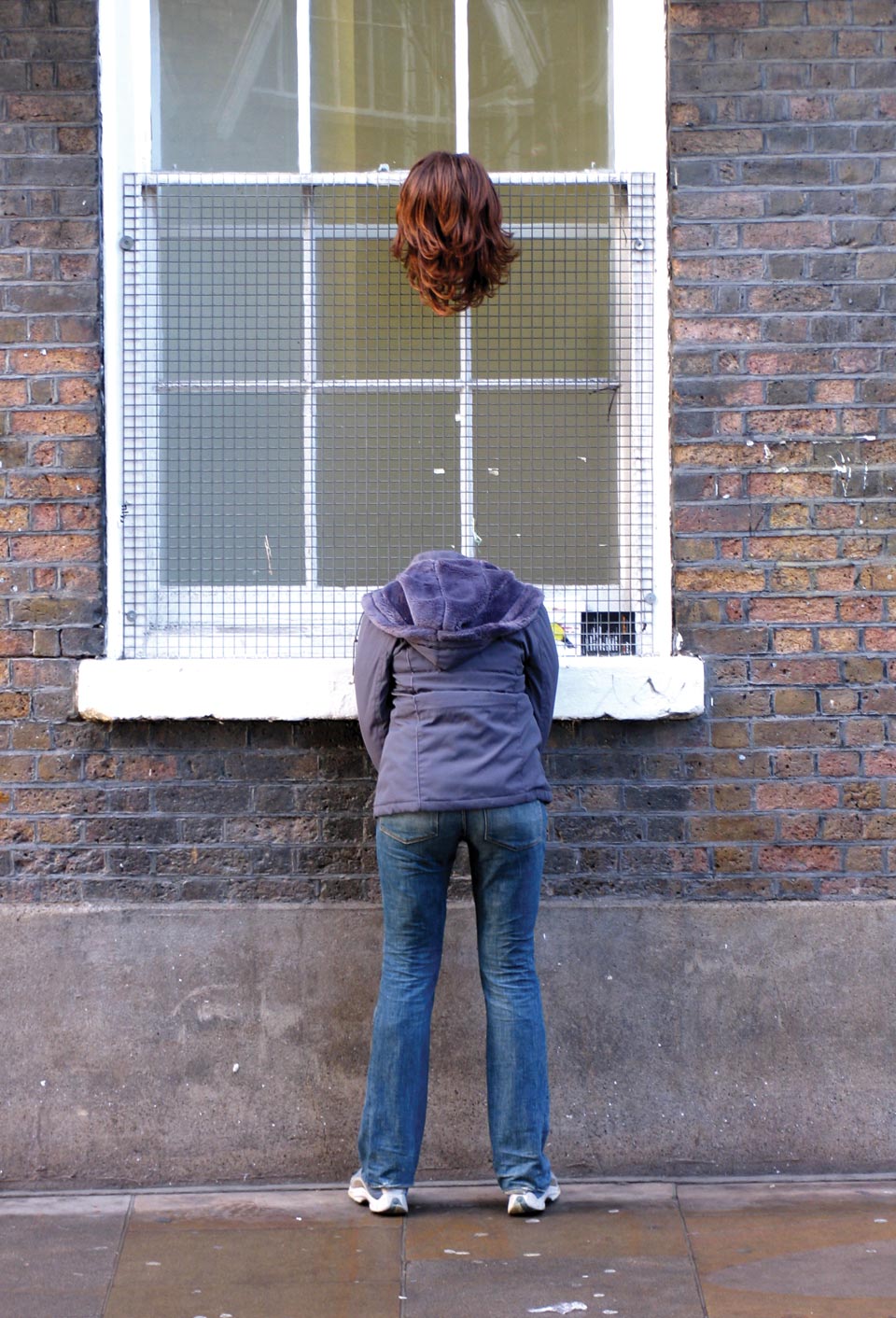 Infinito educação e arte: Intervenções urbanas de Mark Jenkins