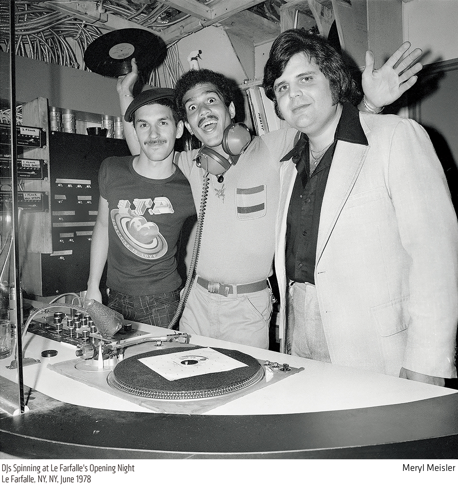 OLTRE IL MURO: ARTE e FOTOGRAFIA: MERYL MEISLER | PHOTOGRAPHER