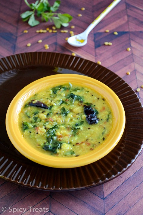 Spicy Treats: Paruppu Keerai / Dal Methi / Lentils Curry with Methi