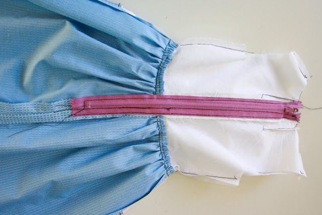 How to Insert a Lapped Zip... | Jennifer Lauren Handmade