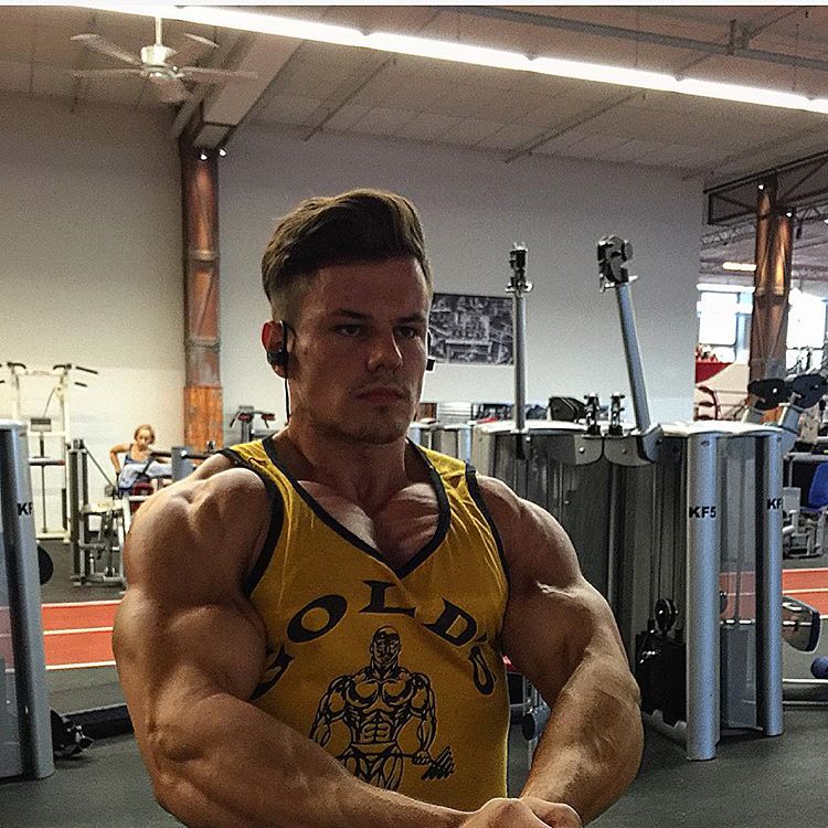 Enis Rexhepi: Anything Goes