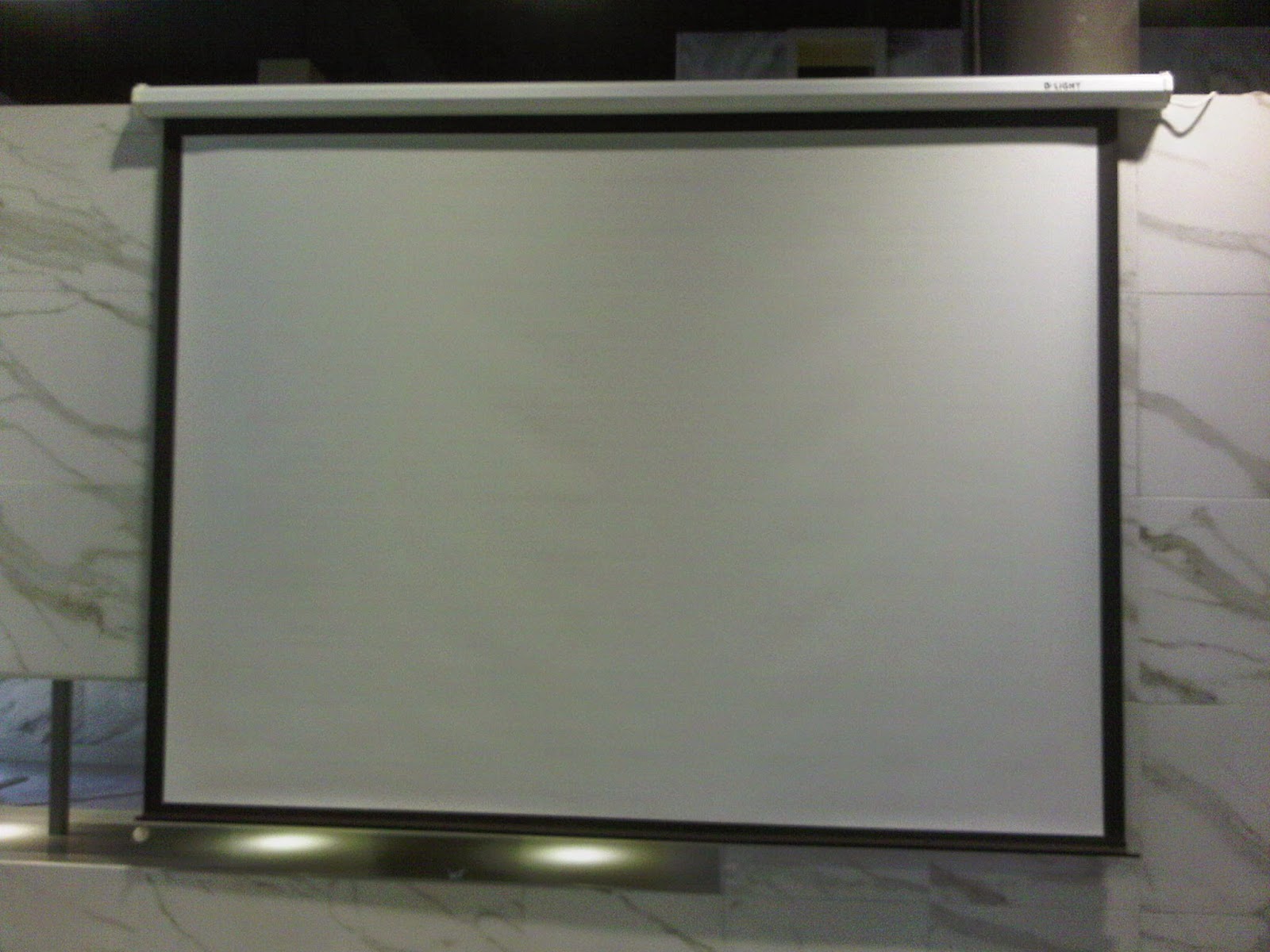 Jual layar manual, layar projector Wall Tarik tangan (gantung) manual Jual layar manual, layar projector Wall Tarik tangan (gantung) manual