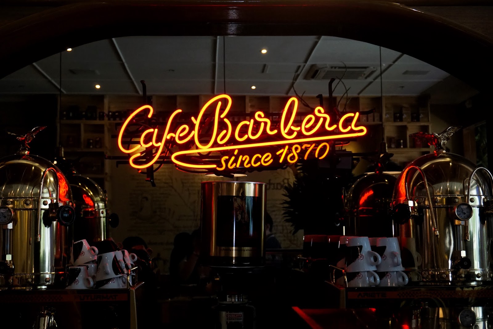 What Mary Loves: First Sip: Cafè Barbera