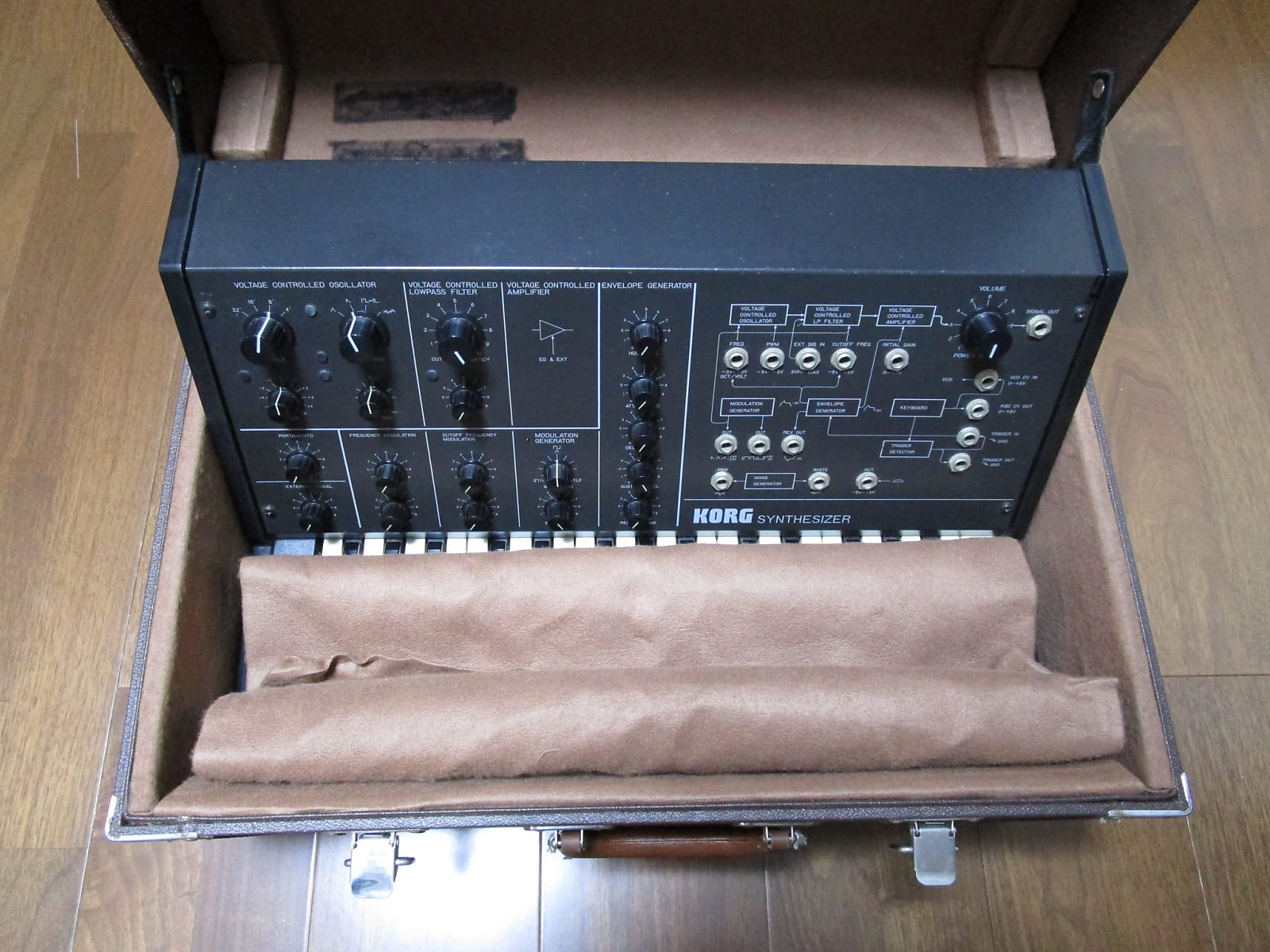 MATRIXSYNTH: Korg MS-10 MS10 Vintage Analog Semi-Modular Synthesizer w ...