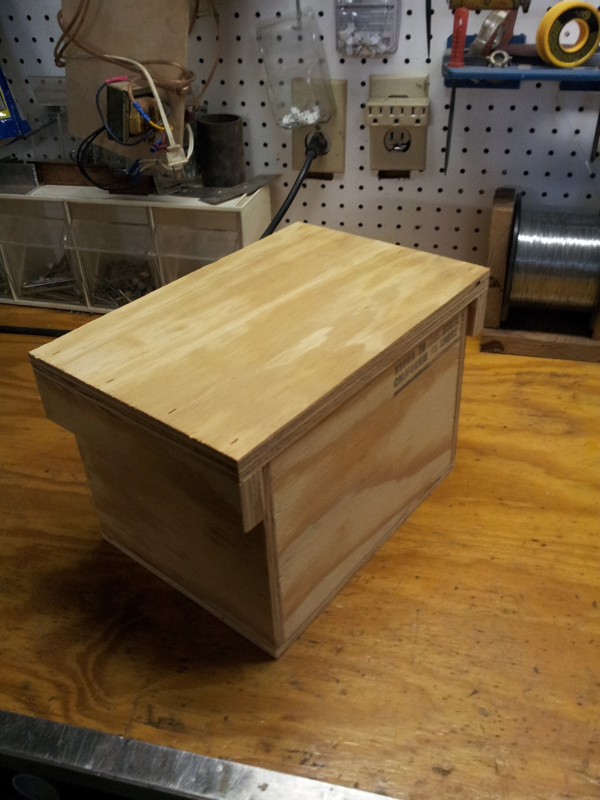 Mark's Farm Tochok: The Fat Bee Man - Baby Nuc