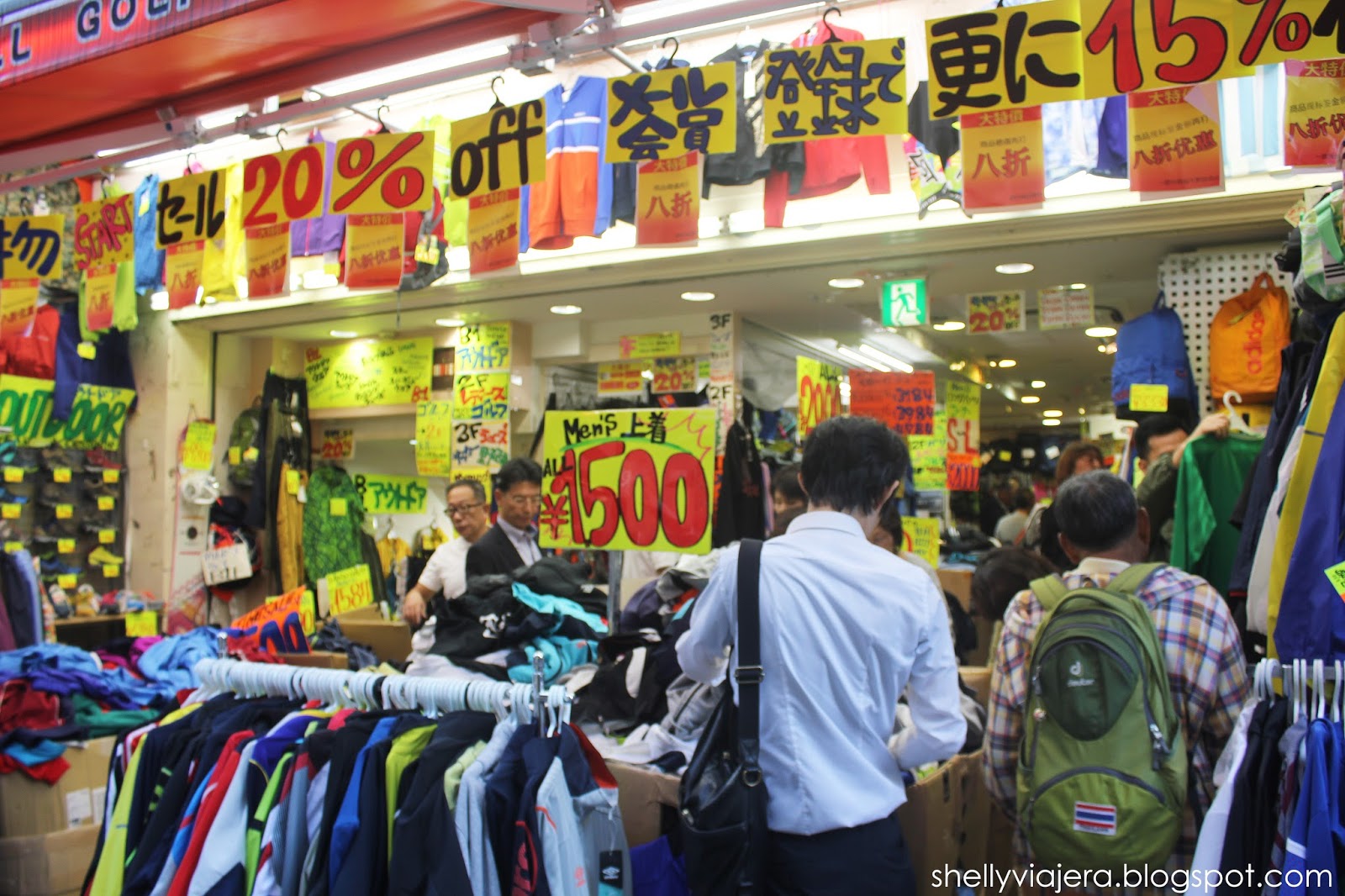 When in Japan: Street Buying in Tokyo - Shelly Viajera Travel