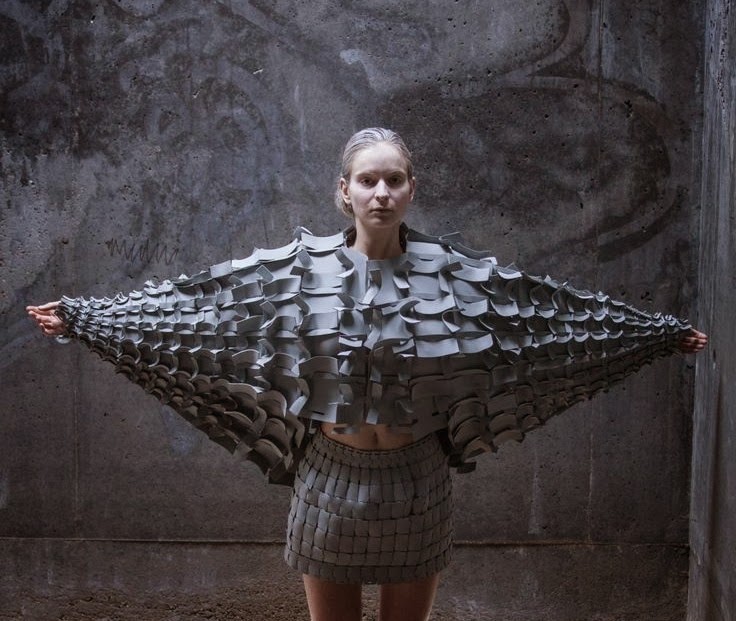 Técnicas de Producción: Thread, Fashion and Costume: Matija Cop