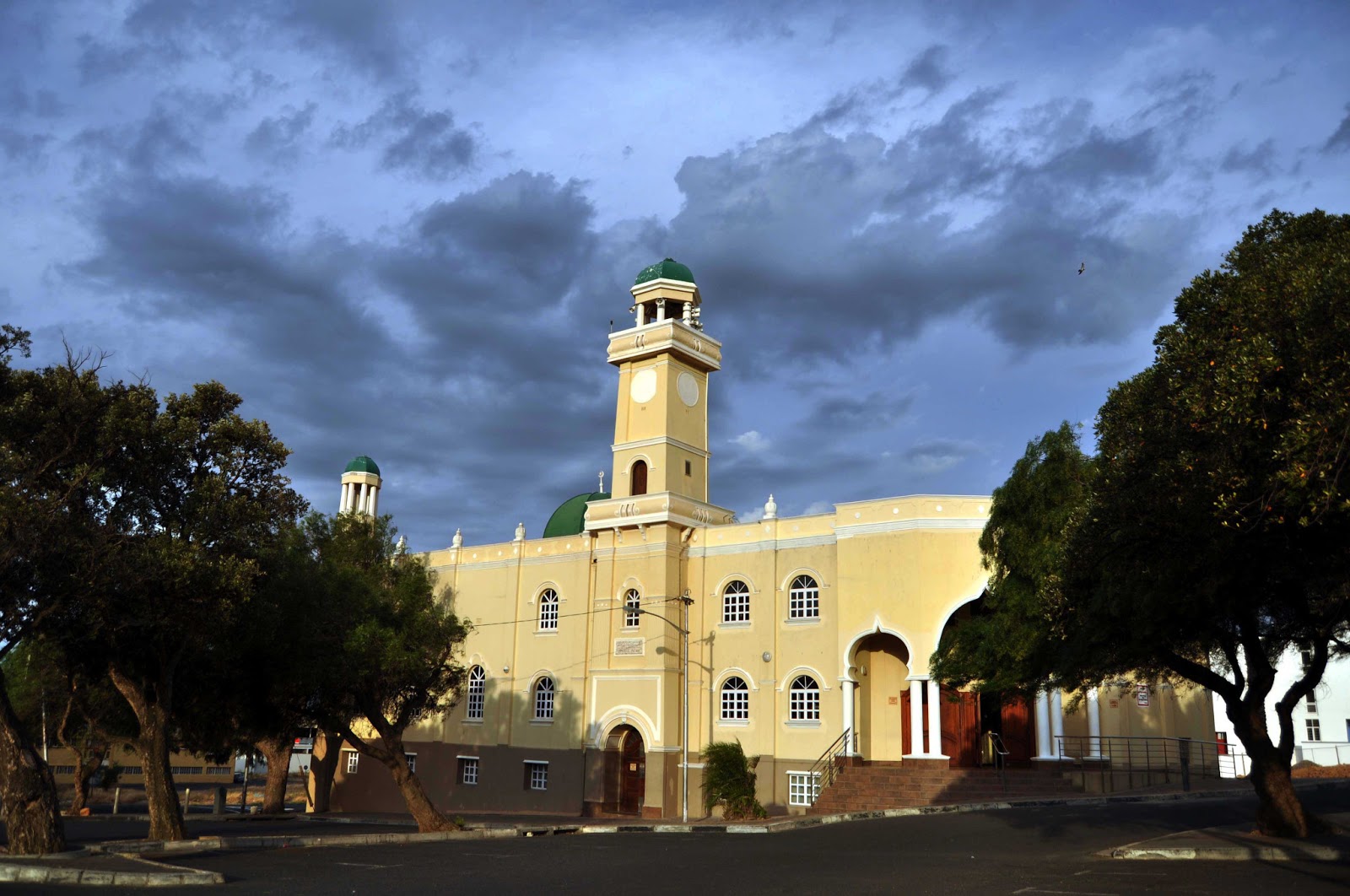 Surfing Behind the Wall: District Six Moods