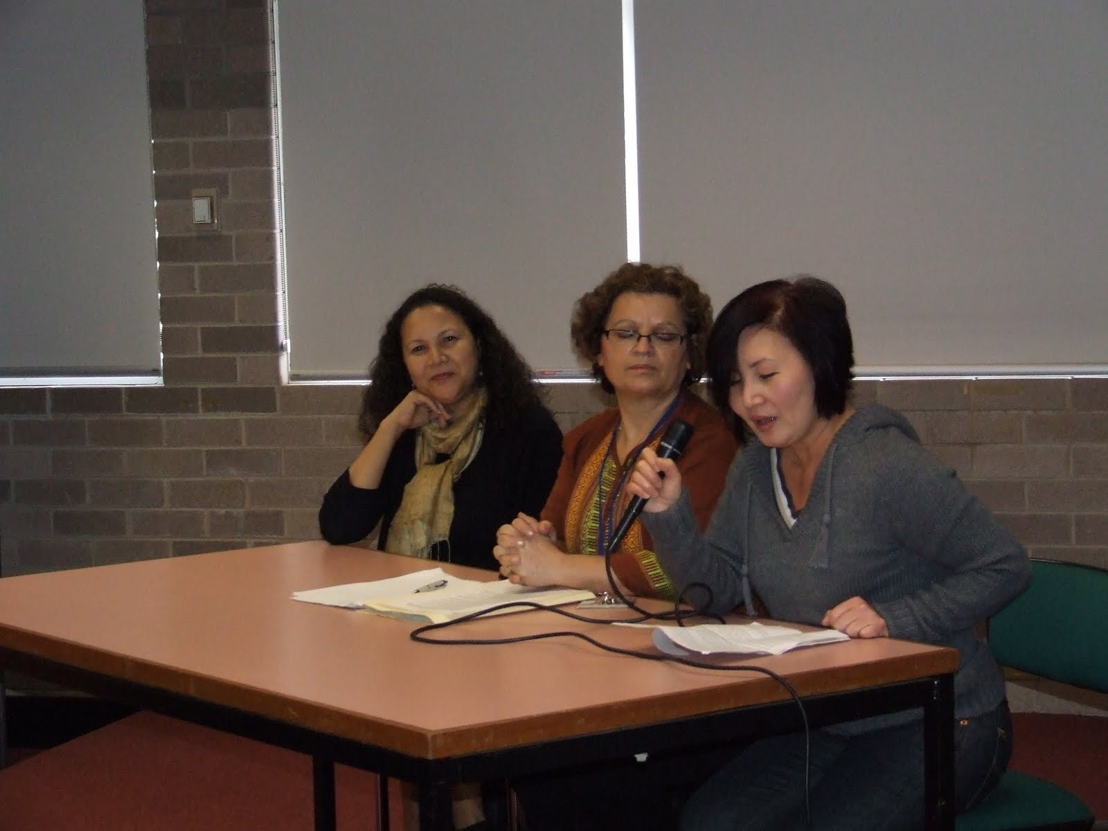 LIDCOMBE COLLEGE TAFE LIBRARY: 06.2011