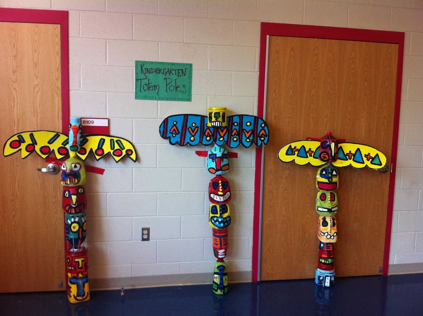 Happily Ever After...An Art Teacher's Fairy Teal: Totem Poles