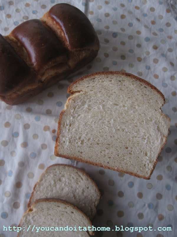 You can do it... at home!: Soft White Sandwich Bread with soy flour
