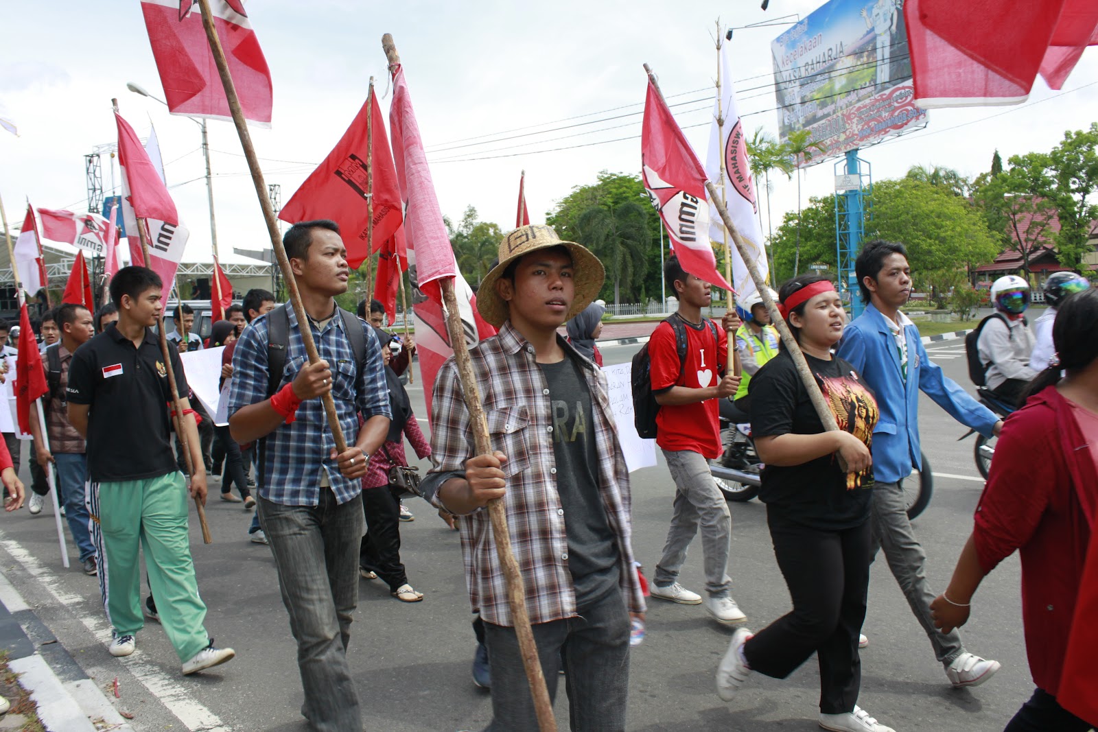 DPC GMNI PALANGKARAYA (Pejuang Pemikir-Pemikir Pejuang): Silabus ...