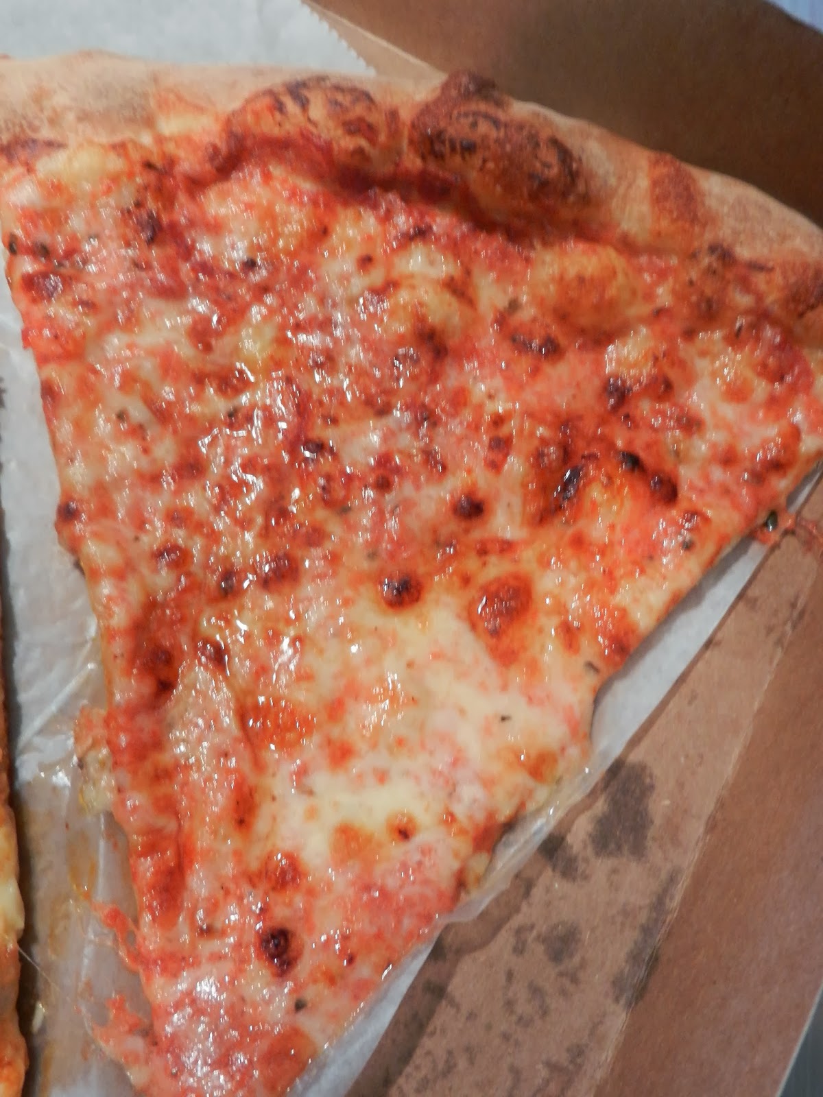 Belly of the Pig: Fairmount Pizza & Grille Review