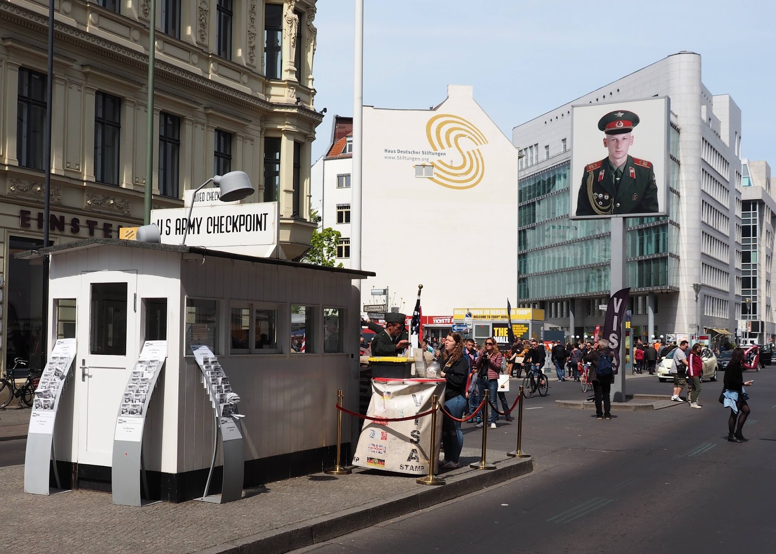 Berlin 2016 - Checkpoint Charlie