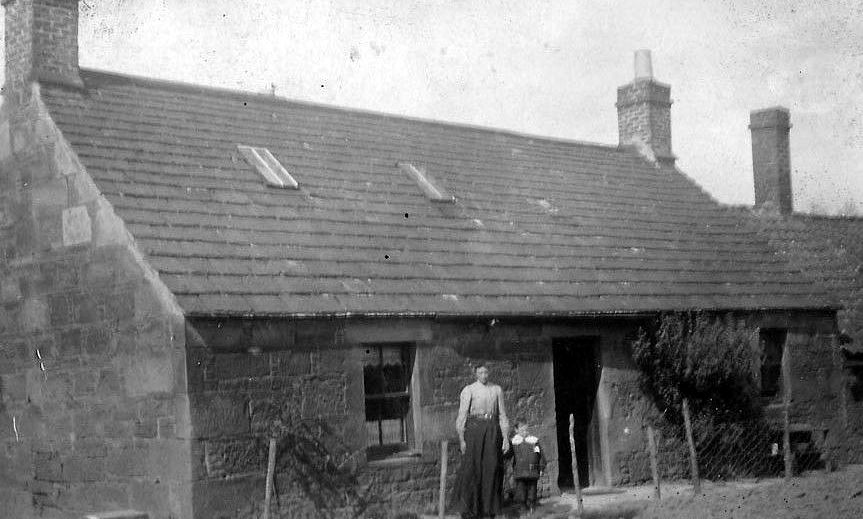 Tour Scotland: Old Travel Blog Photograph Farnell Scotland