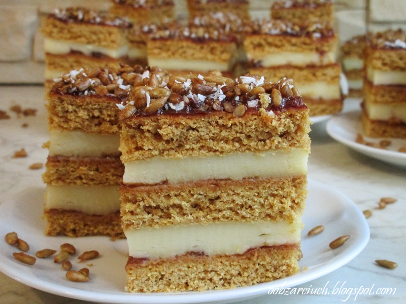 Miodownik z masą i powidłami - Obżarciuch