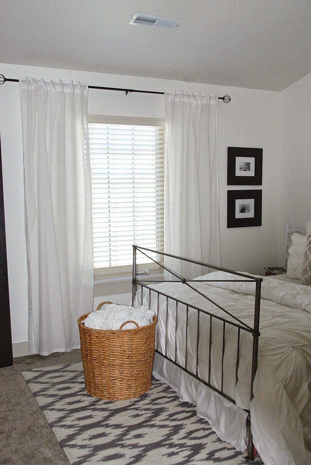 kreyv: Curtain Placement 101