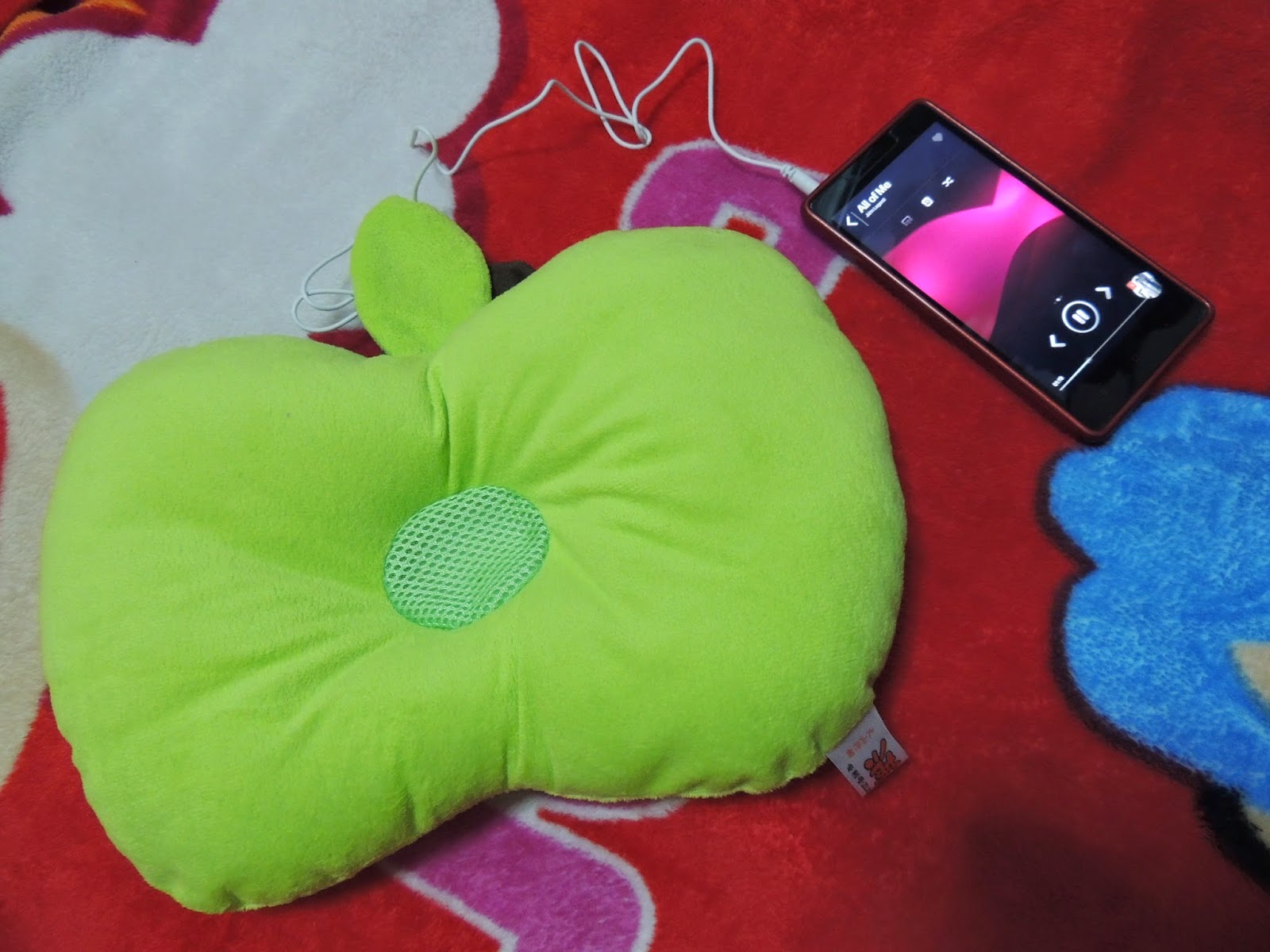 Music Pillow - Your personal Audio - R.Y GOH