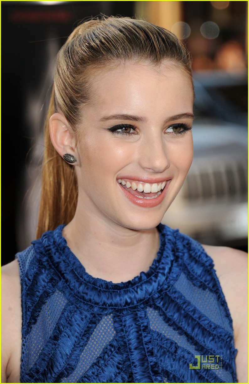 Emma Roberts With A 20s Curled Bob - Style To Share