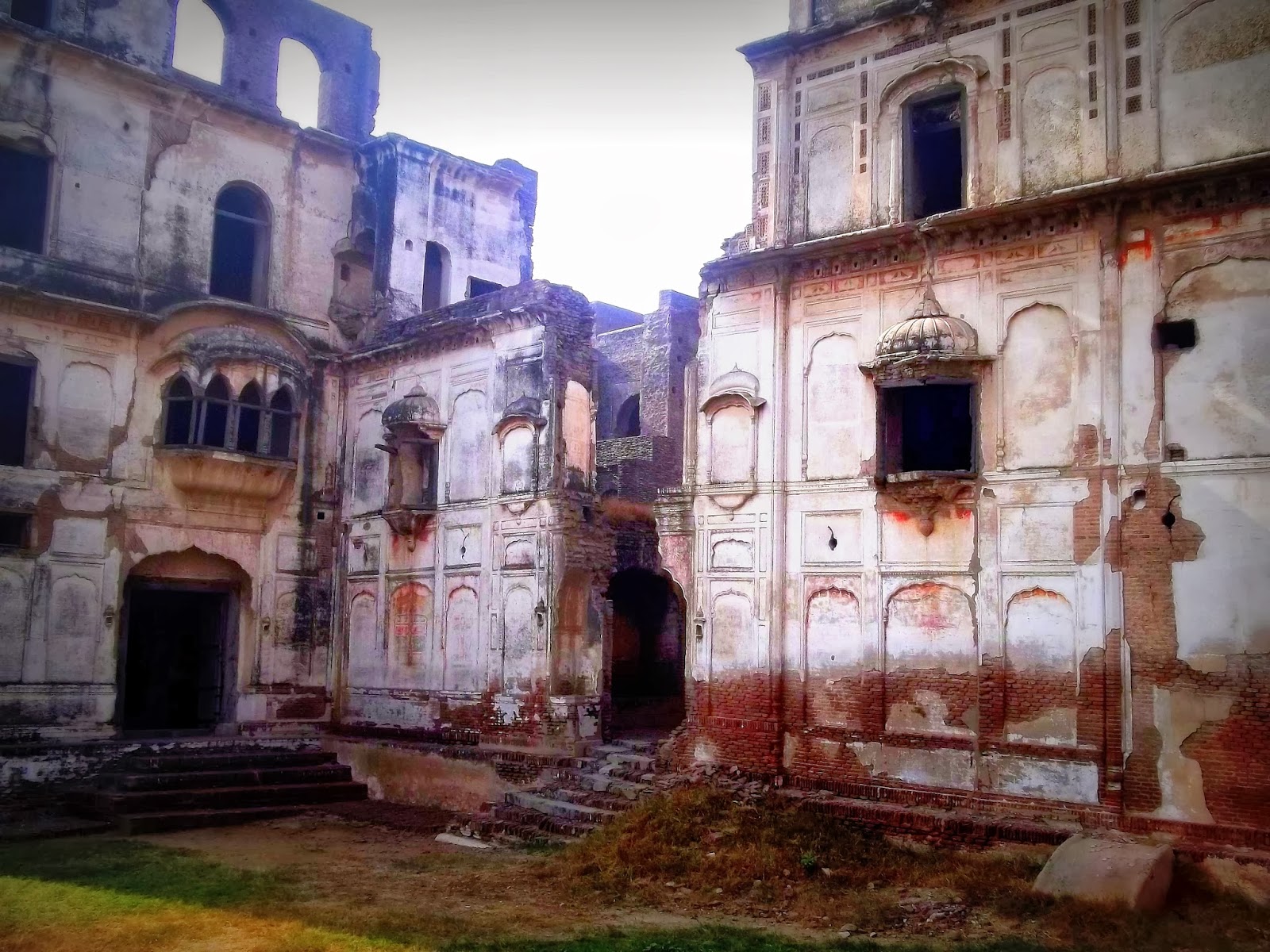 Sohni Dharti - Pak Watan: The Historic Landmarks of Sheikhupura