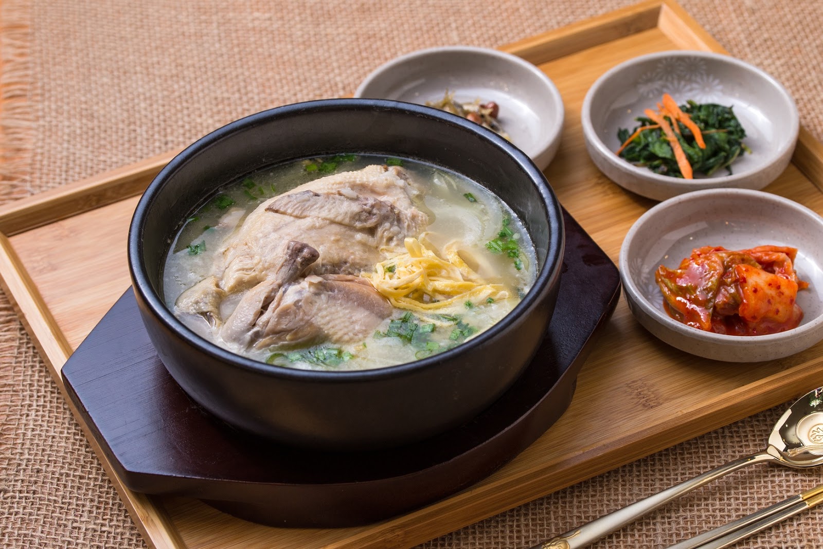 Oiso Korean Traditional Cuisine & Café 7th Anniversary Outlet