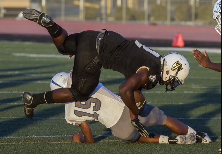 The MHHS Mustang Messenger: MHHS Football Team WINS!