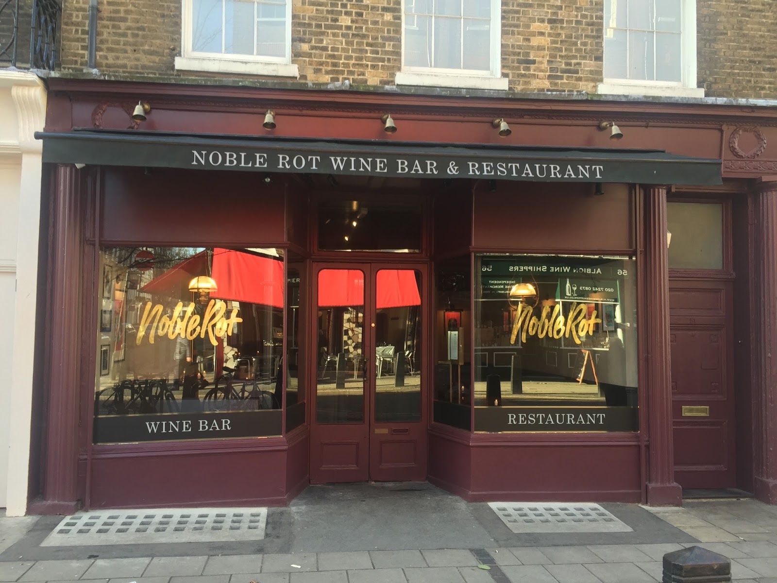 Cheese and Biscuits: Noble Rot, Bloomsbury