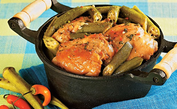 Comida Mineira: Frango com quiabo