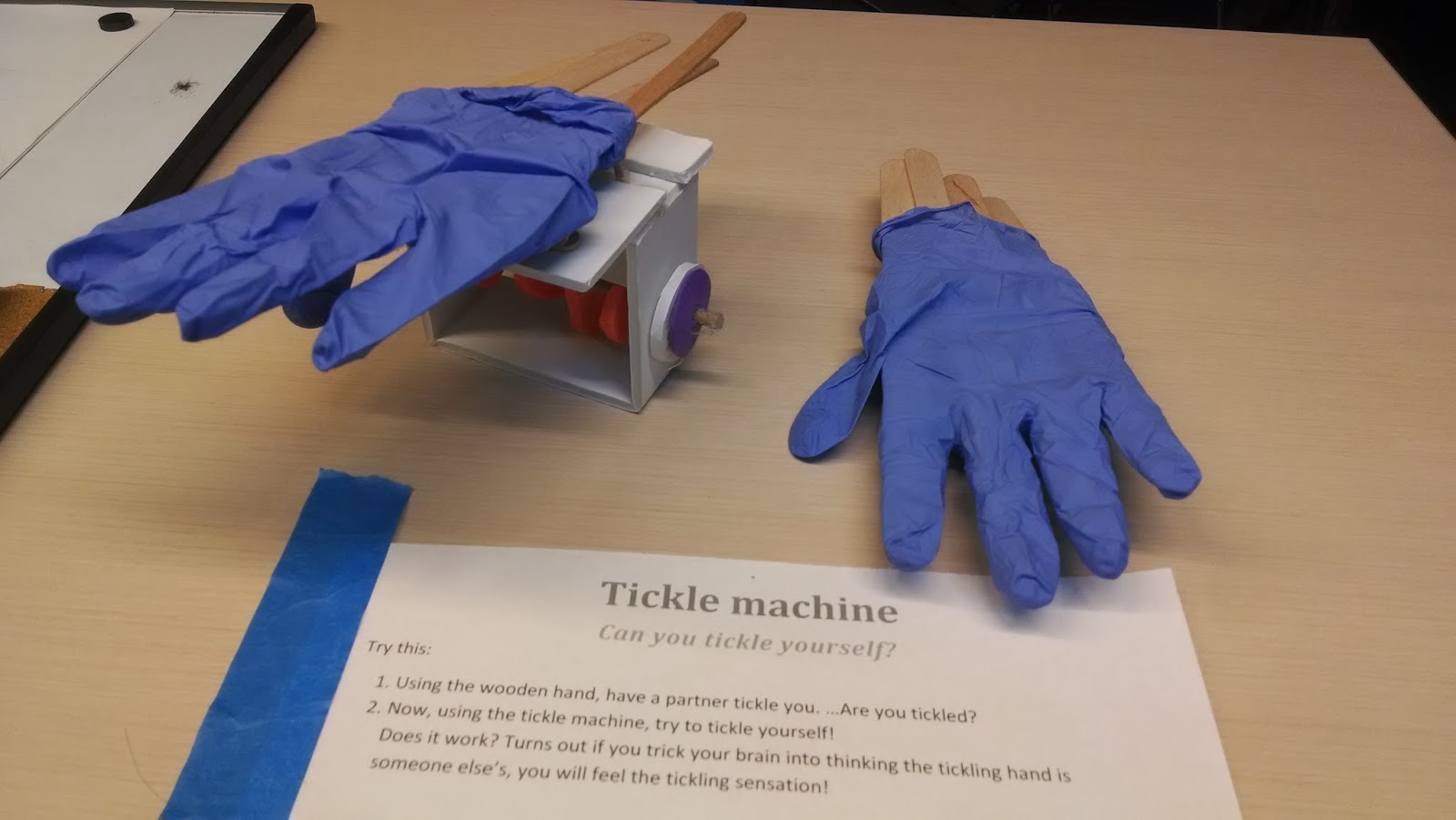 Design for Exploration 2014: Tickle machine